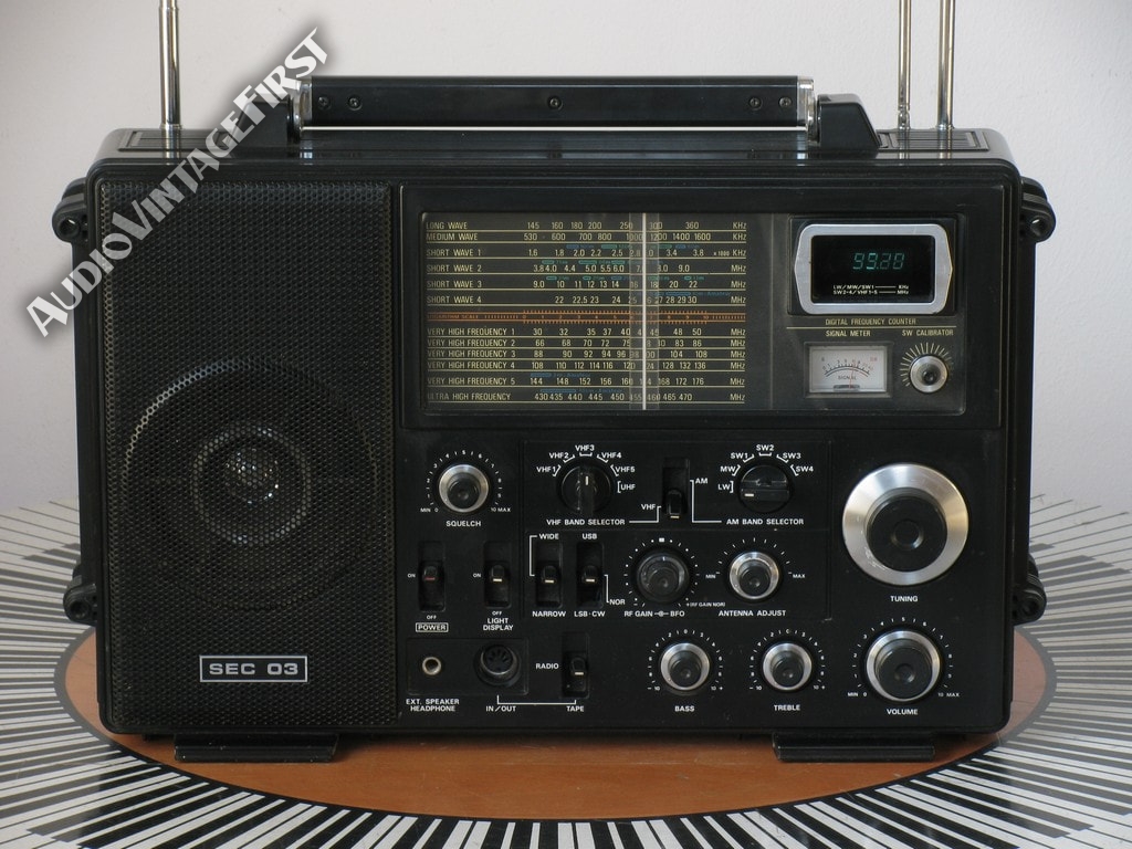 03 NR-82F1 AudioVintageFirst
